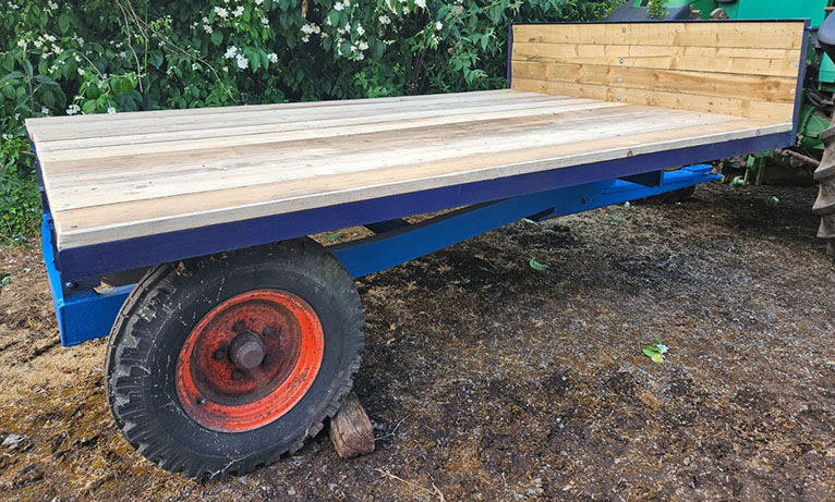 Nigel Ward and Company - Vintage Auctions